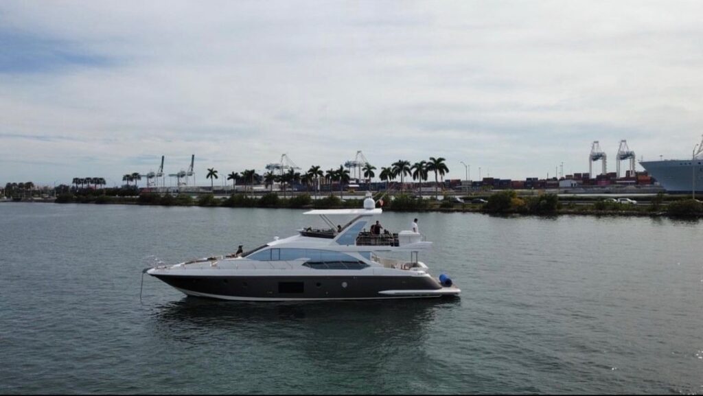 66' Azimut Flybridge Luxury Yacht Charter | The Advantaged