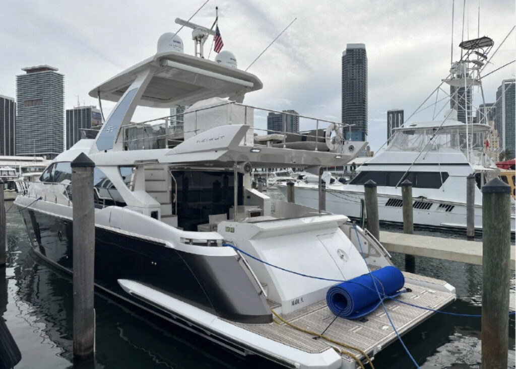 66' Azimut Flybridge Luxury Yacht Charter | The Advantaged