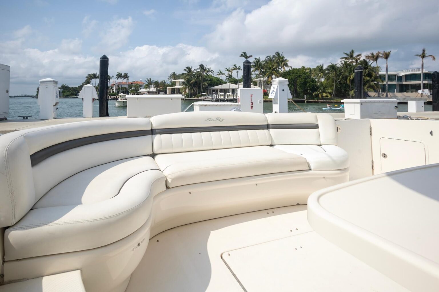 54’ Sea Ray Sundancer Yacht for Sale in Miami, FL | The Advantaged